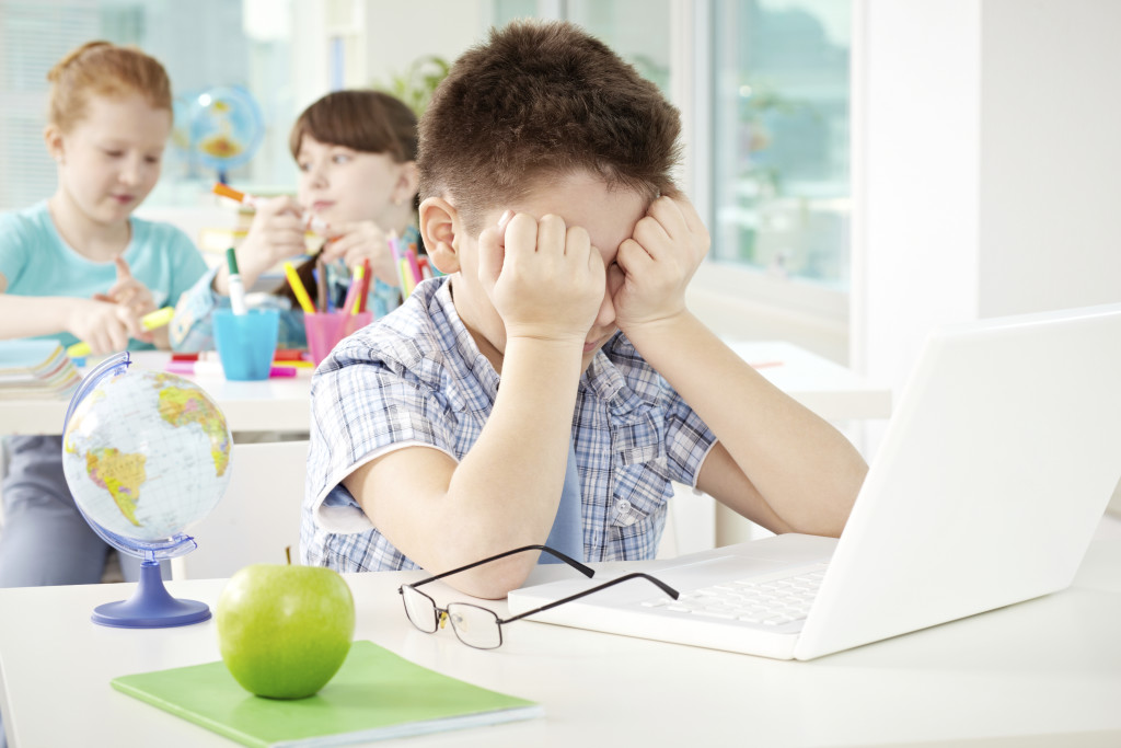 How to Help Your Kids Handle the Stress of Going Back to School - AAA ...